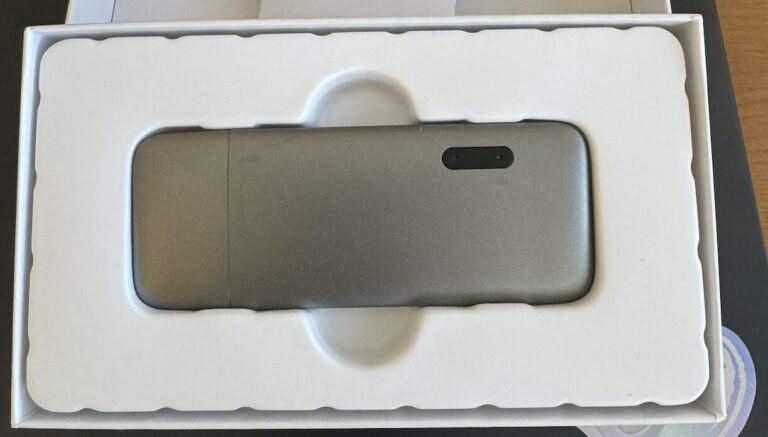 スティックWi-Fi「ecoco」徹底レビュー！ポケットWi-Fiはもう古い？